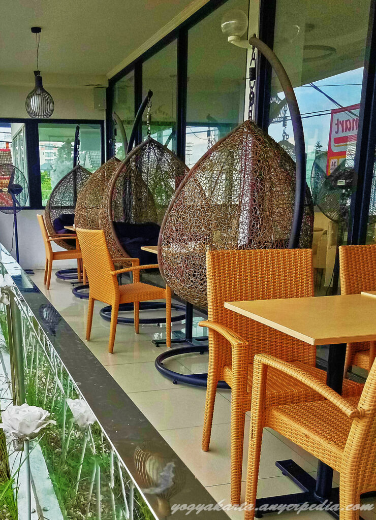 Wisata Kuliner Ala K-Pop di Jogja Hanbingo Korean Dessert - APedia.Villas