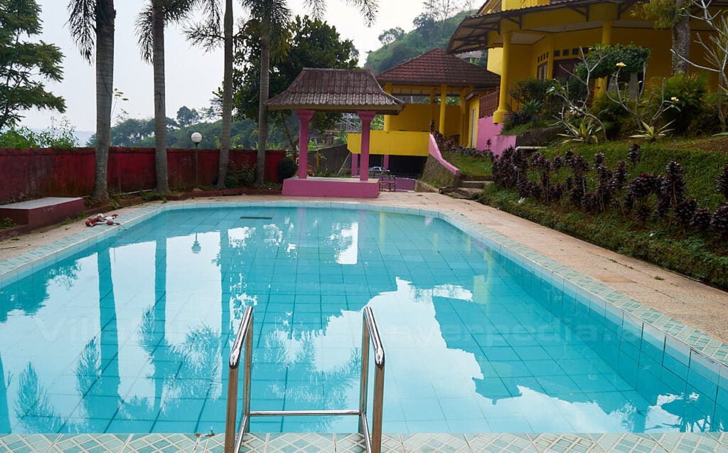 Villa Mutiara Puncak, 6 Kamar Tidur - APedia.Villas