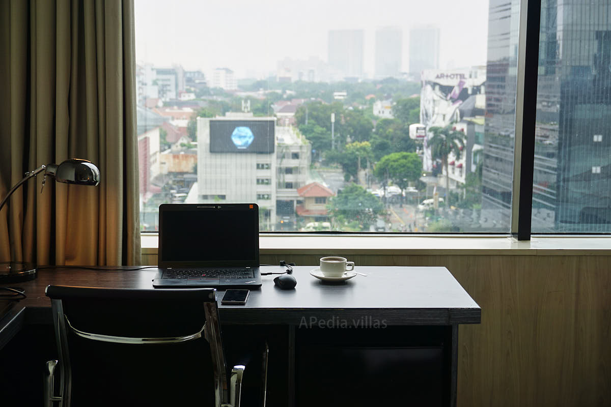 Thamrin Street View dari Four Points by Sheraton Jakarta Hotel - APedia ...