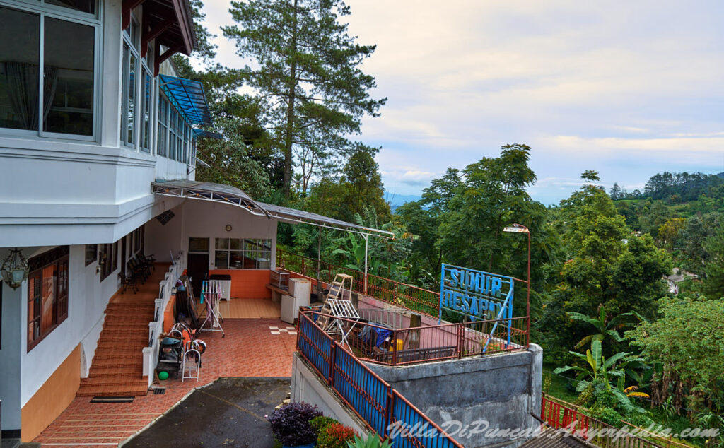 Villa Anton Puncak 8 Kamar - APedia.Villas